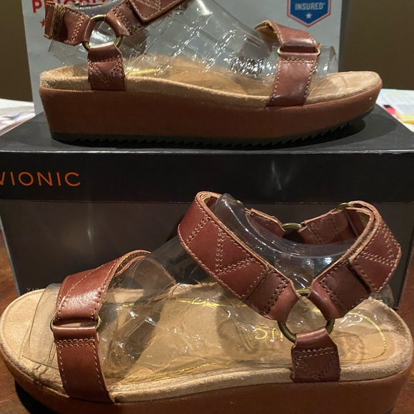 Vionic | Shoes | Vionic Kayan Toffee Sz 6 Medium New | Poshmark